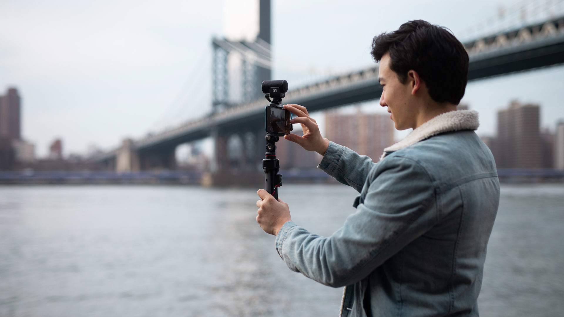 Un nouveau standard en matière de micro compact... - Moovee